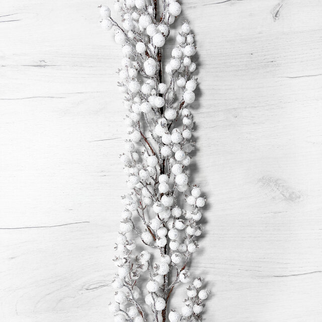 Декоративная гирлянда с белыми ягодами в блестках White Berry 180 см, Christmas Deluxe (Кристмас Делюкс), 89194