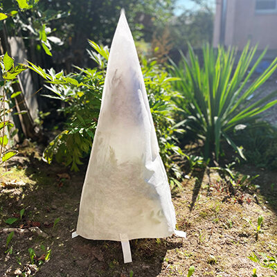 Зимнее укрытие для роз и кустарников с петлями (50х50 см) 3 шт.