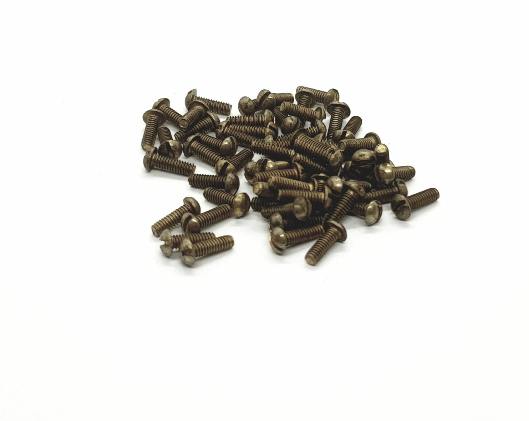 Винт DIN 7985 М 2х10 прямой шлиц латунь, 50 шт