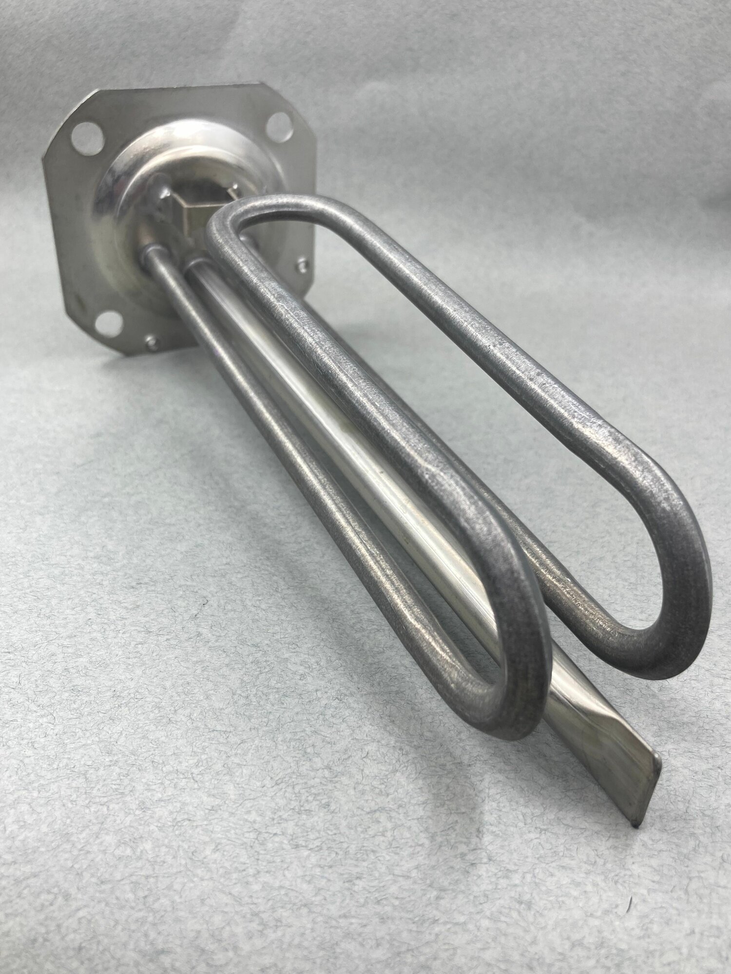 ТЭН для бойлера 2000 W фланец квадрат 90 мм