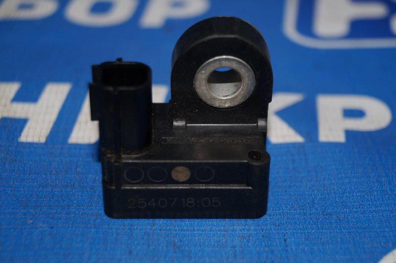 Датчик AIR BAG Mazda Cx 7 GP9A57KC0