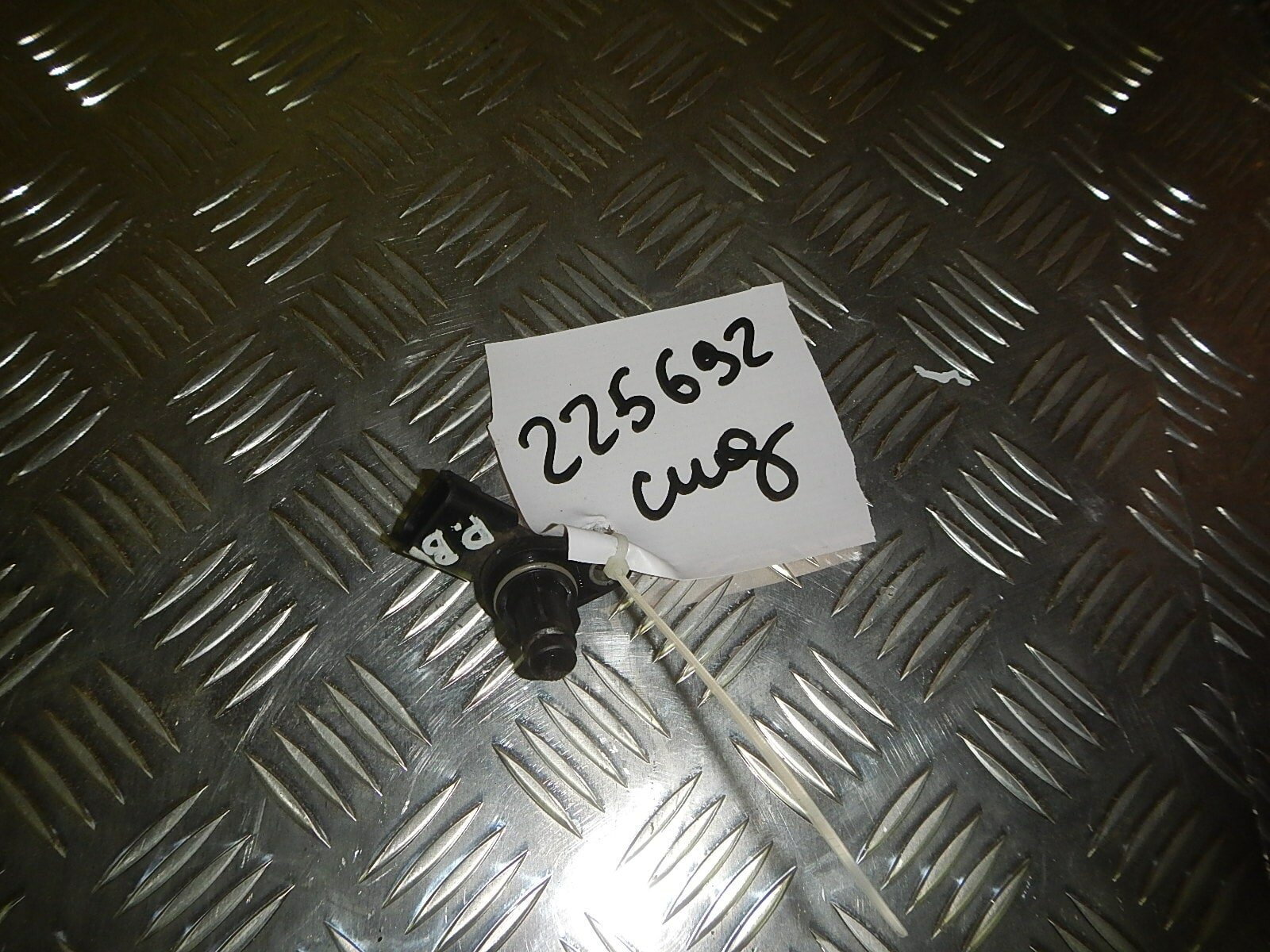 Б/У Датчик положения распредвала, KIA (Киа)-CEED (12-) KIA CEED (12-18) с разбора универсал без видимых повреждений 22569...