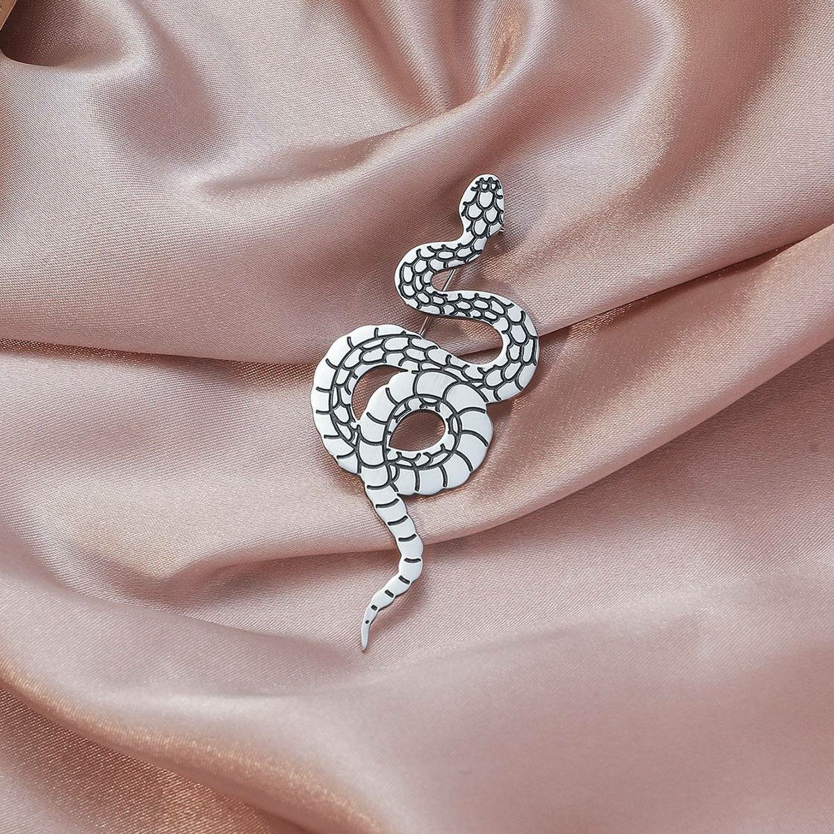 Брошь, авантюрин