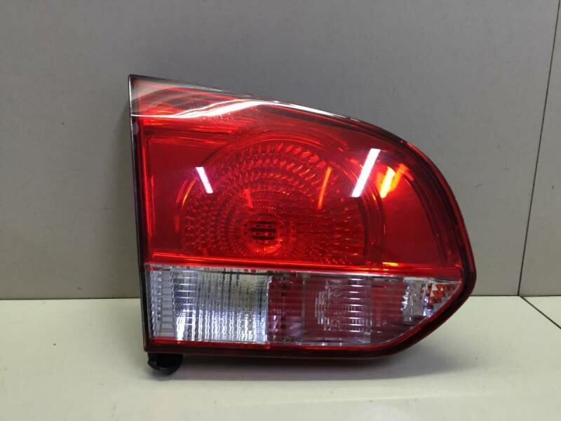 Фонарь задний внутренний левый Volkswagen Golf 6 5K 2009-2013 кат.номер: JH20GOF11005B 5K0945093F