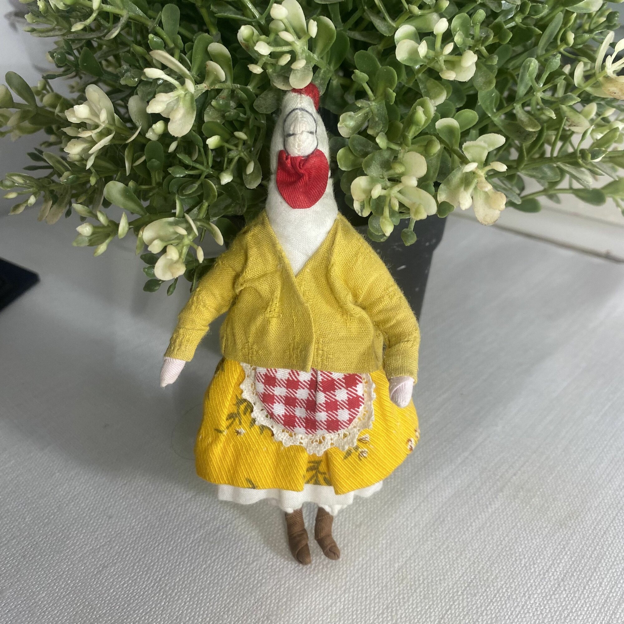 Ватная, елочная игрушка.