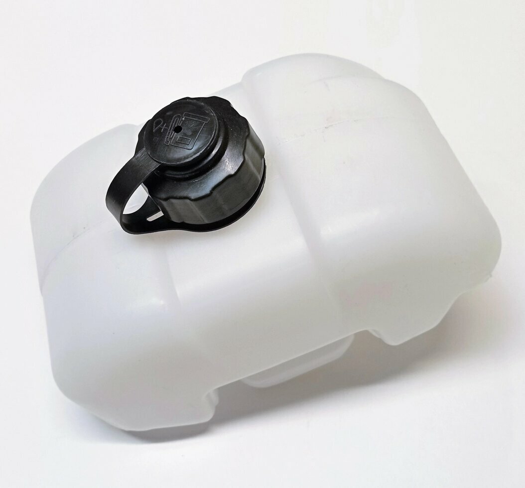 Бензобак триммера Калибр БК-1900 мотопомпы БМП с двигателем 1E40F-6A 1E44F-6A Бак топливный пластмассовый