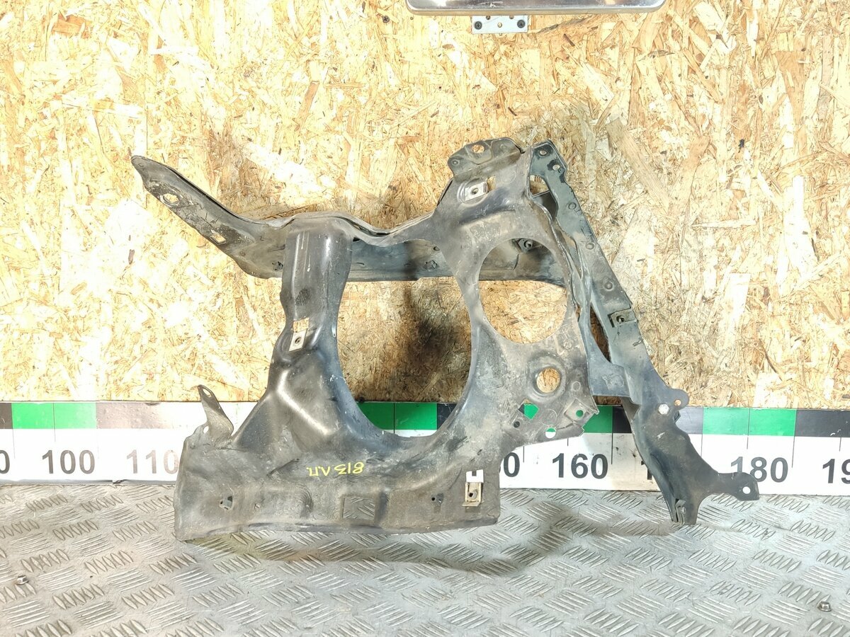 Кронштейн крепления фары BMW 7 2001-2008 51717022967