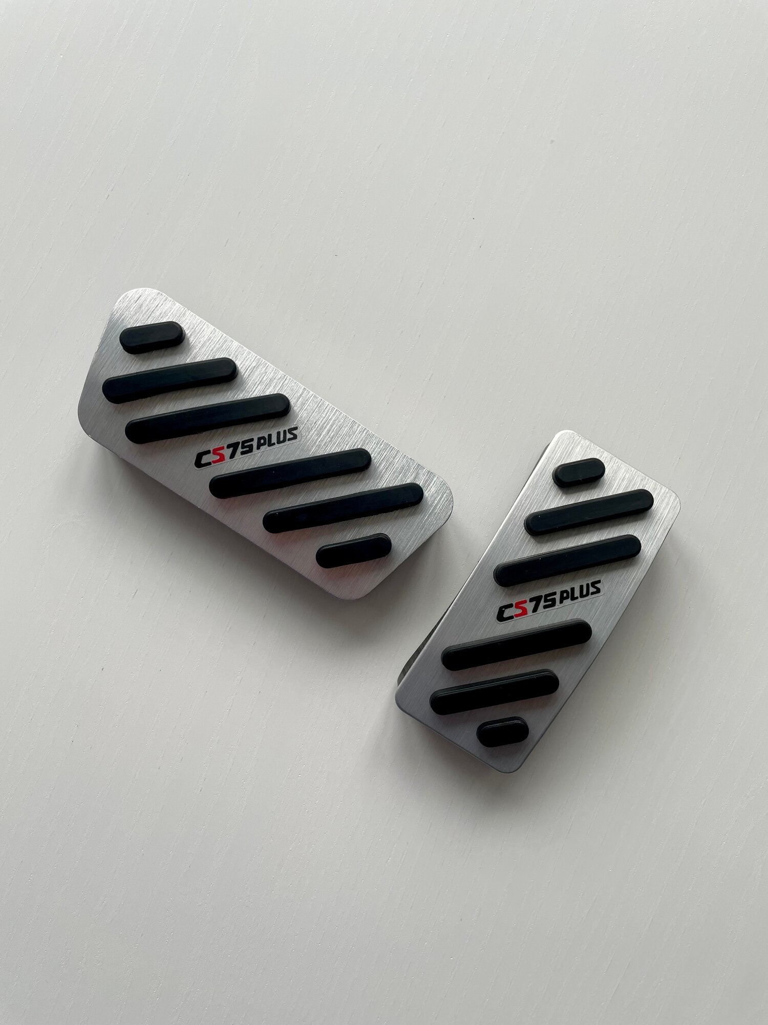 Накладки на педали Changan