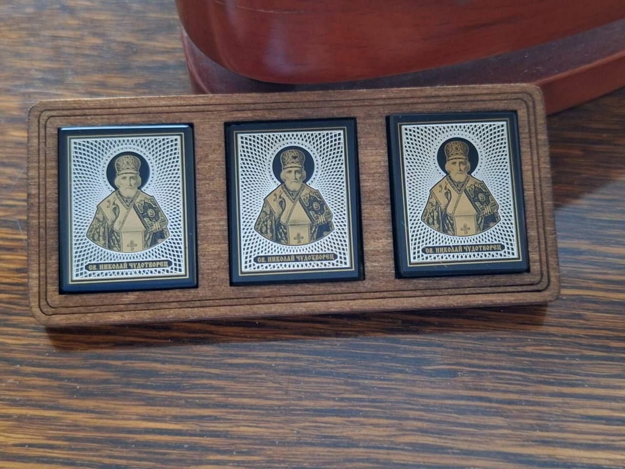 Автомобильная икона