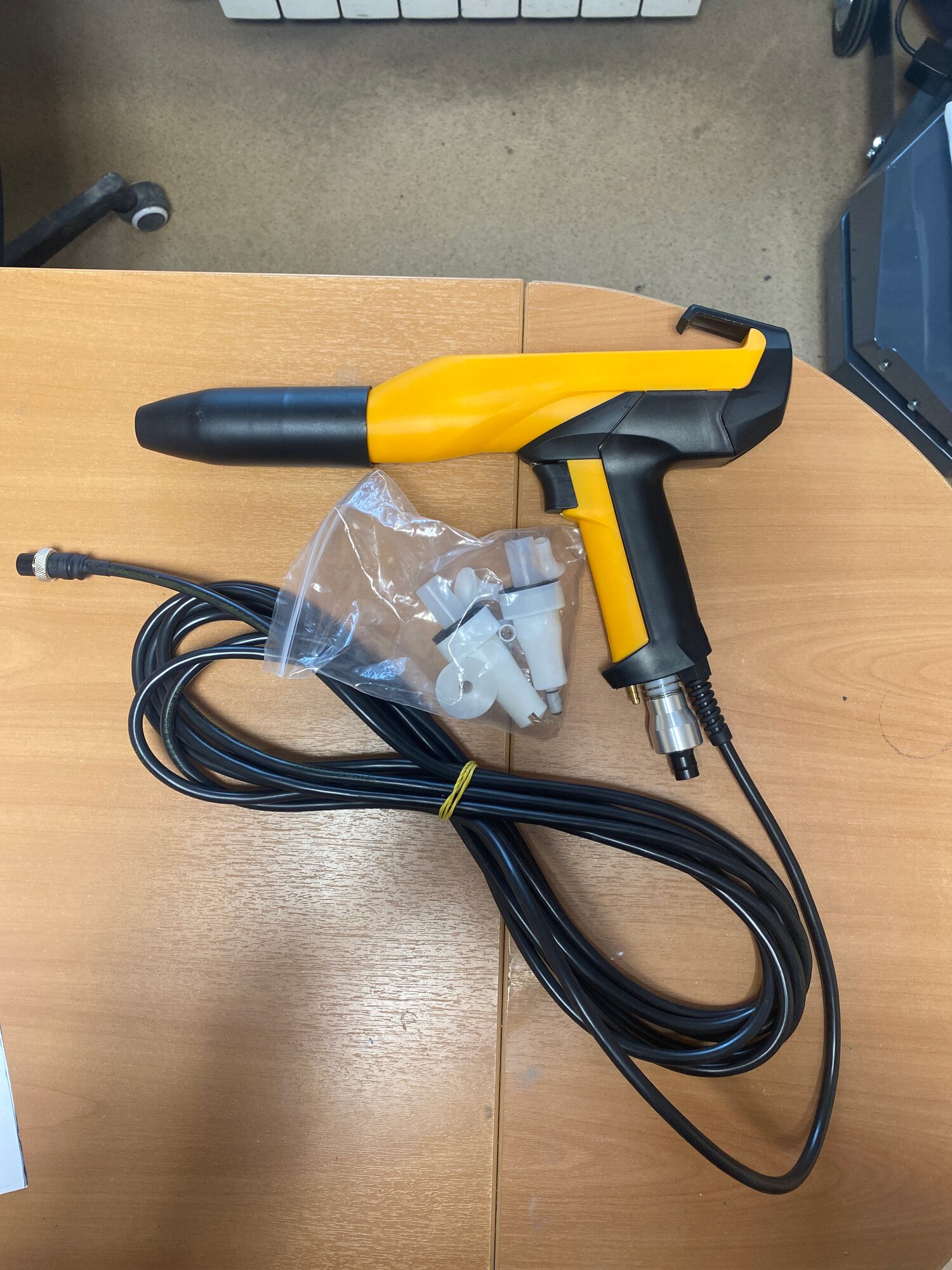 Распылитель для установок нанесения порошковой краски Tesla и TSL