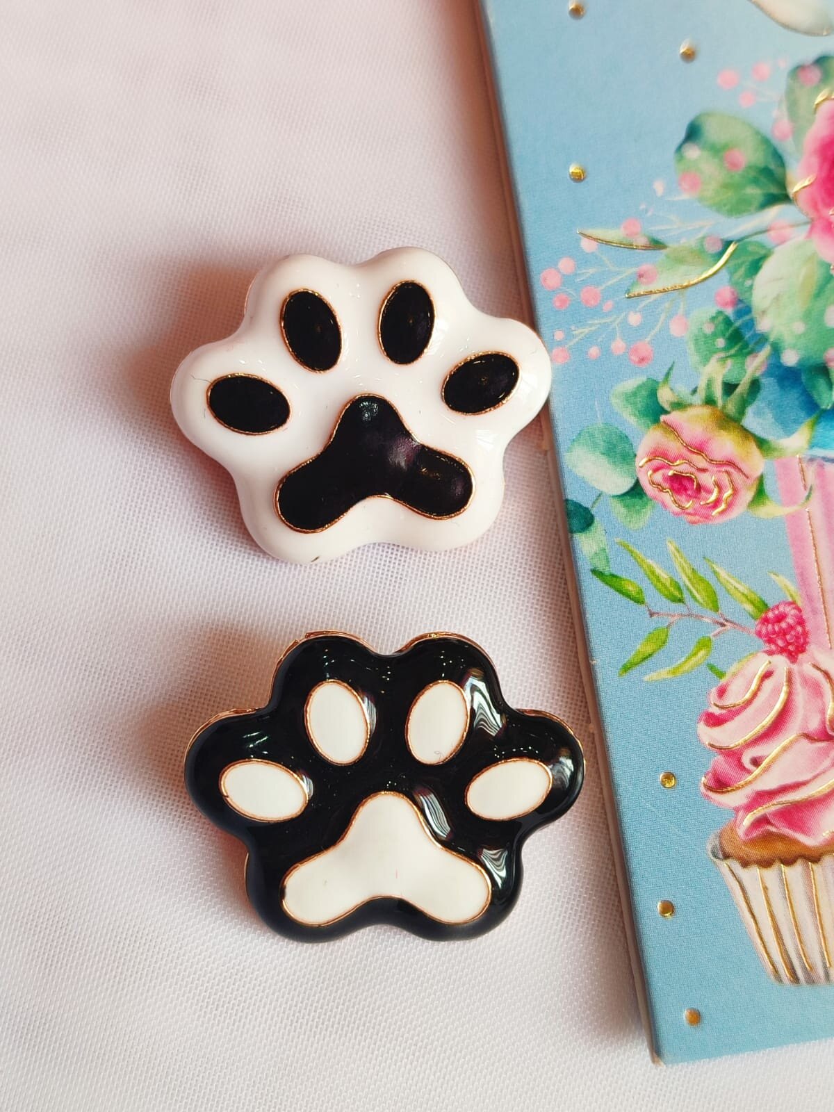 Брошь, эмаль