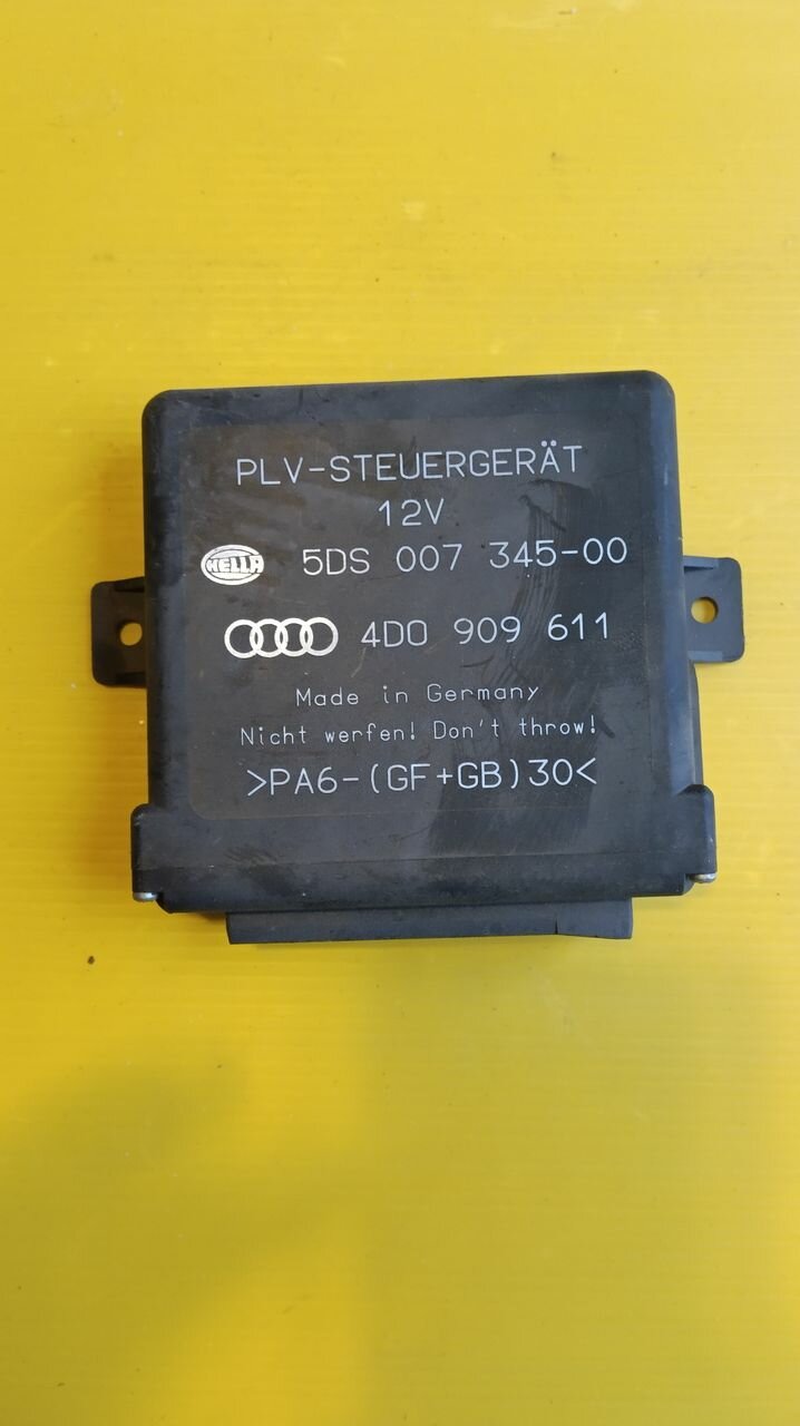 Audi A6 C5 Блок управления рулевой колонкой