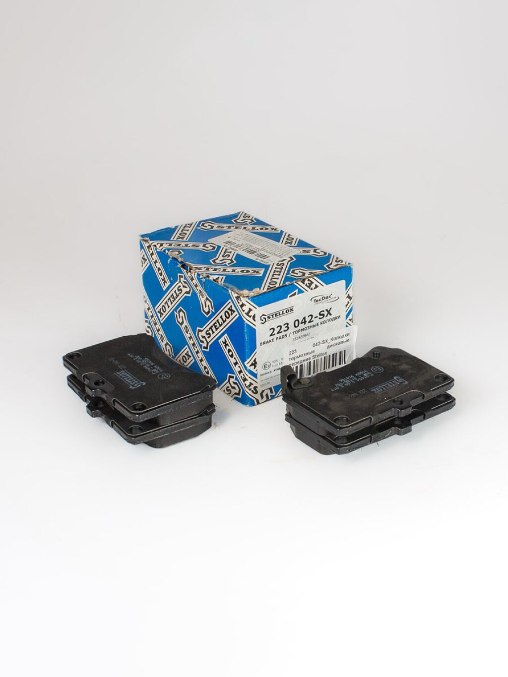 Колодки тормозные дисковые передние Stellox 223 042-SX