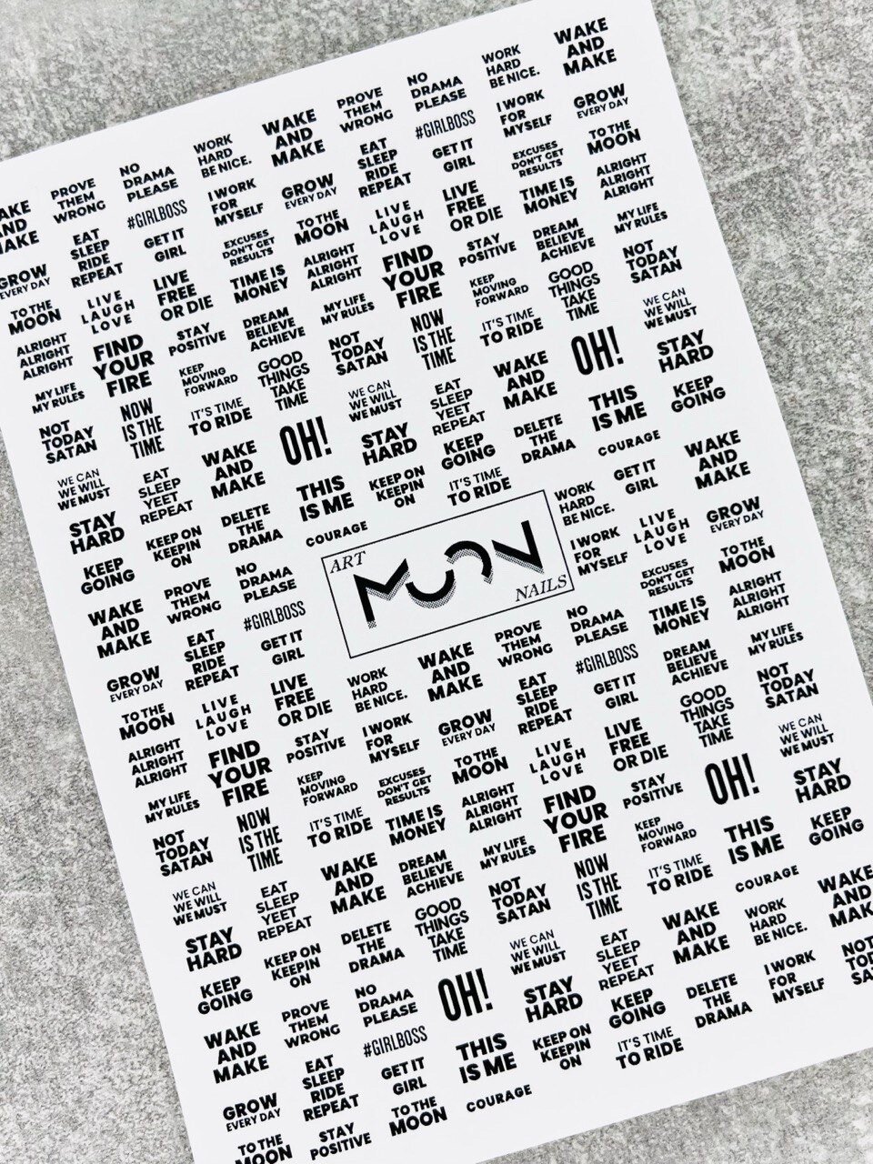 Наклейки для ногтей. Слайдеры для ногтей на водной основе. 13,5x10 см черно- белые