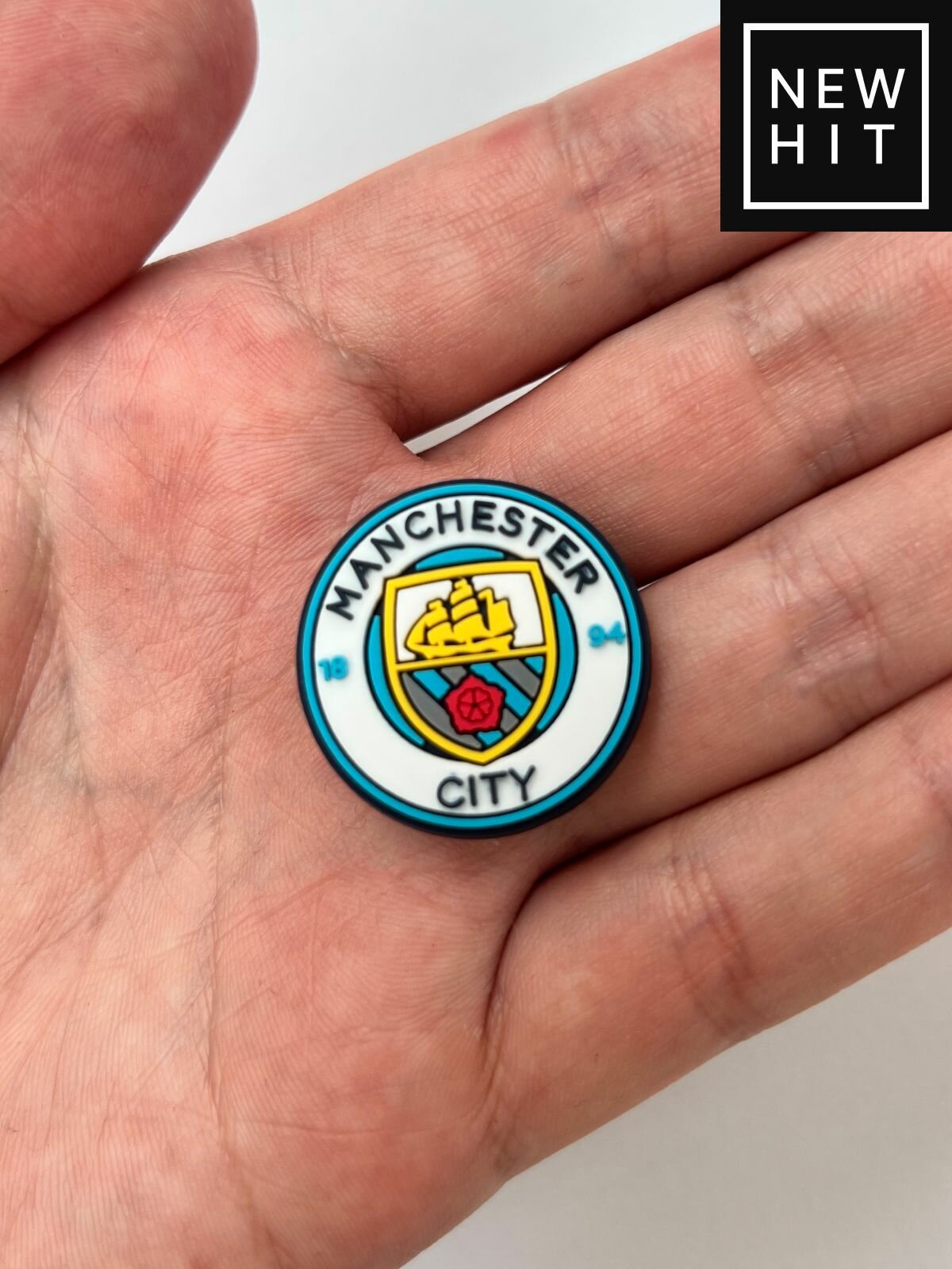 Джибитсы, значки для обуви футбольных команд FIFA, различных лиг и сборных по футболу.