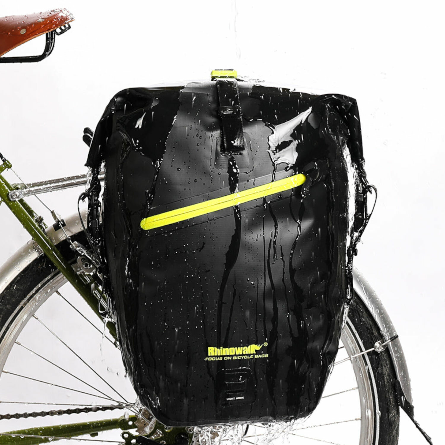 Сумка на велобагажник Rhinowalk 20-27L Black