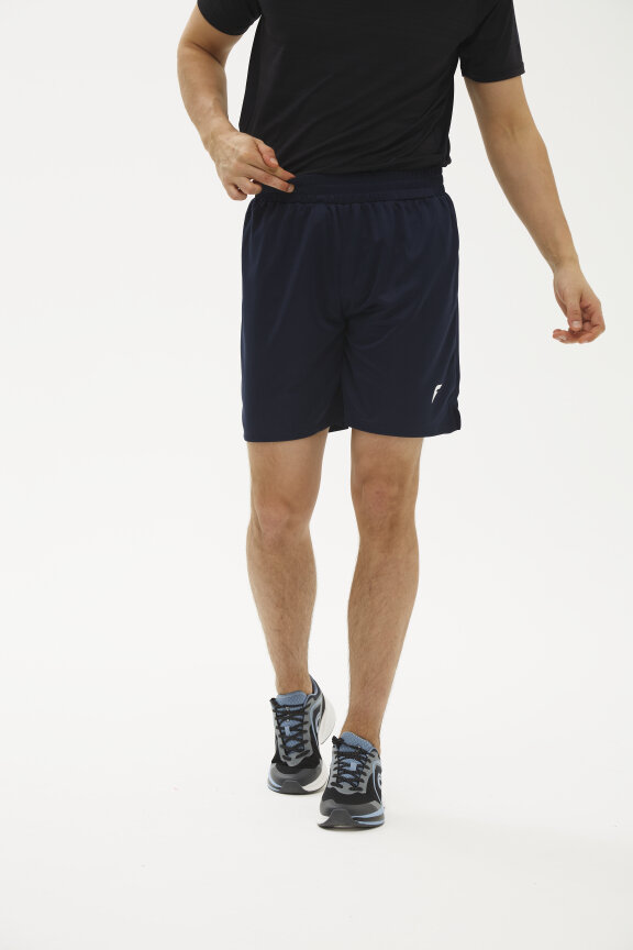 Шорты спортивные