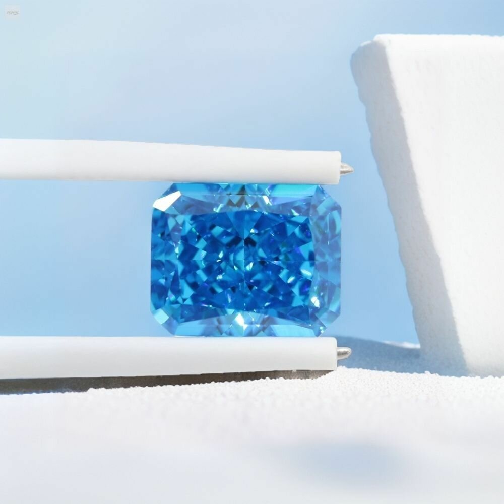 Ювелирный камень Цветной кубический цирконий ледяной огранки 8х10 мм