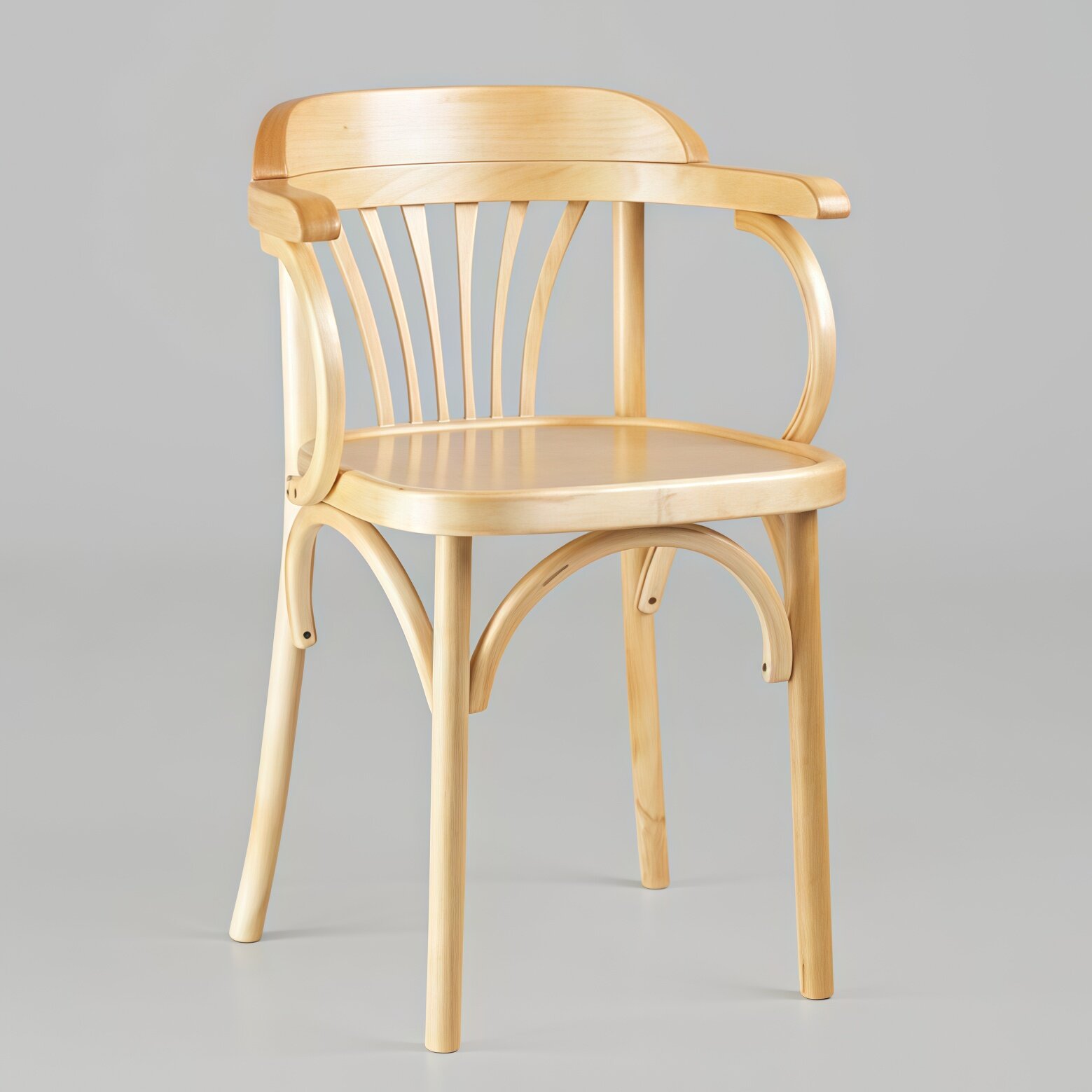 Стул деревянный Венский светлый тон с твердым сиденьем, с подлокотниками