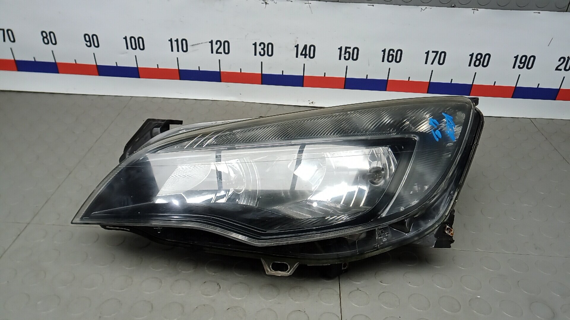 Фара левая OPEL ASTRA J