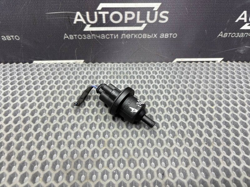 Клапан вентиляции топливного бака Skoda Octavia 2011 (1.4 CAXA) Б/У с пробегом Арт. 058133517B