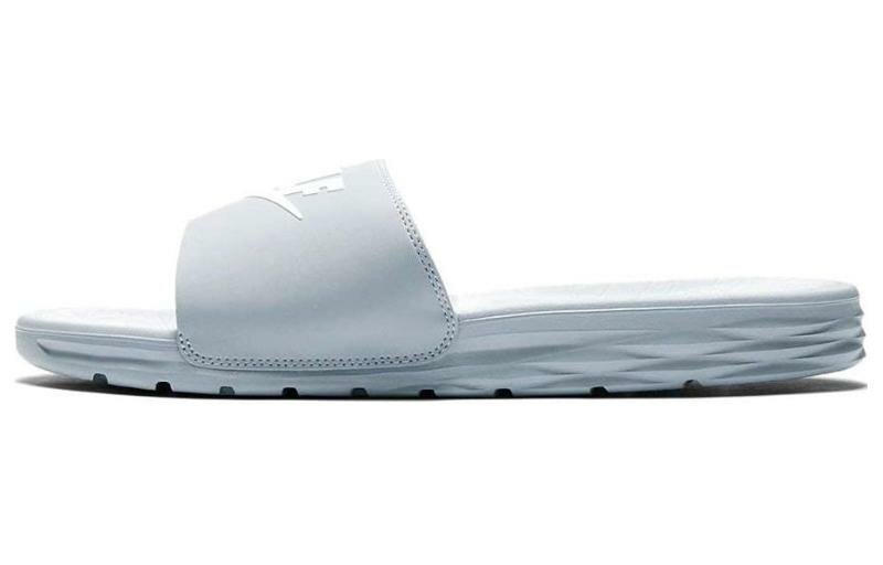 Сланцы NIKE, размер EU 44 стопа (28CM)