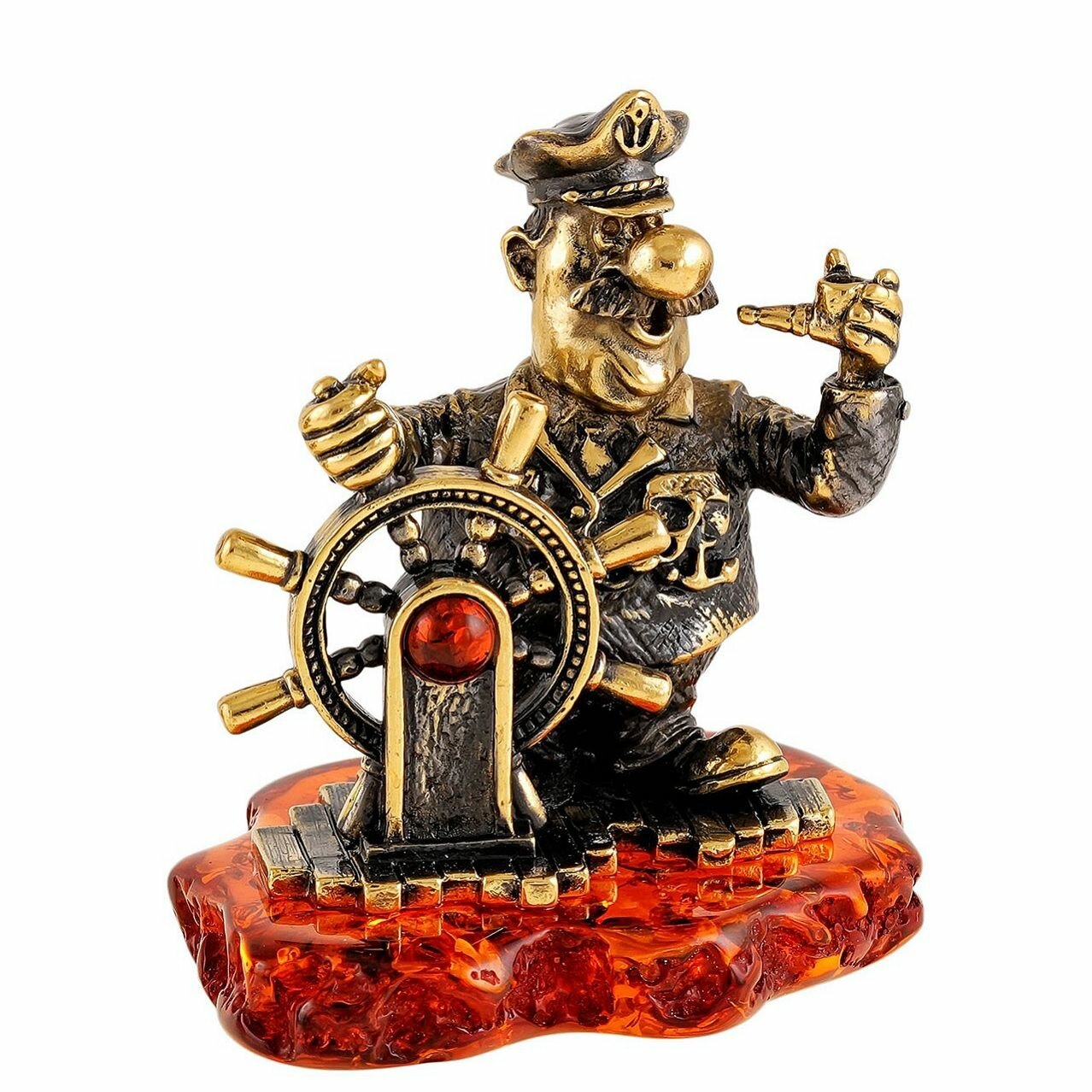 Фигурка с янтарем Капитан у штурвала на подставке 1, 5.5х5.5 см