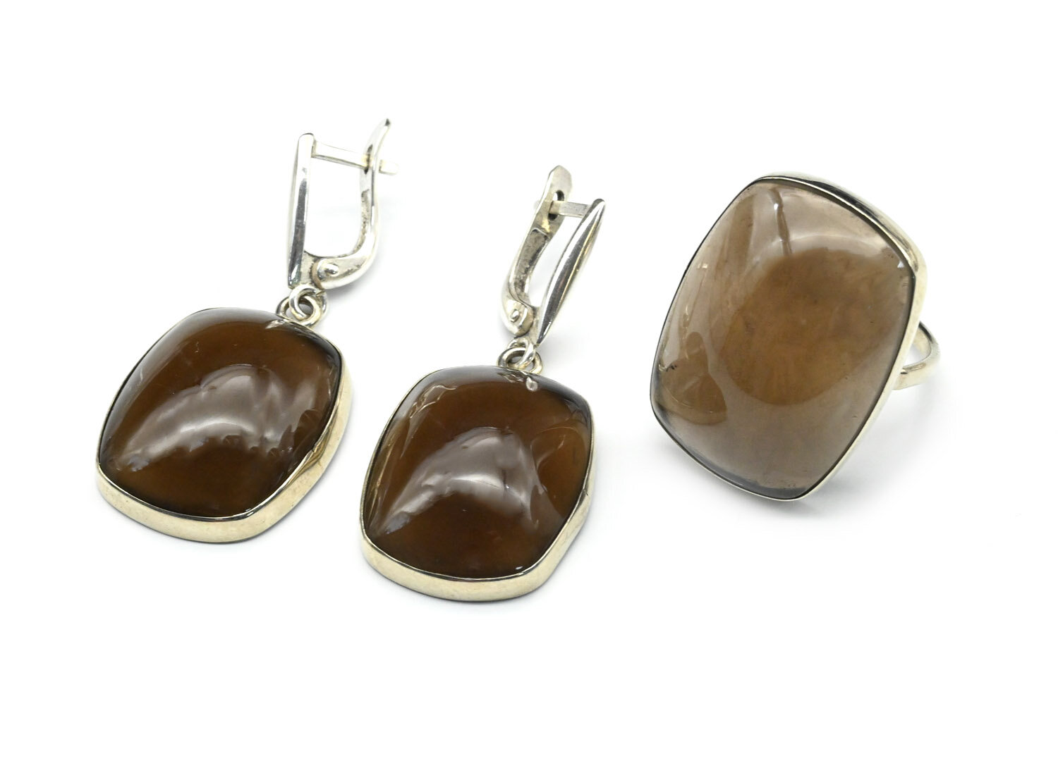 Комплект бижутерии: серьги, кольцо, топаз