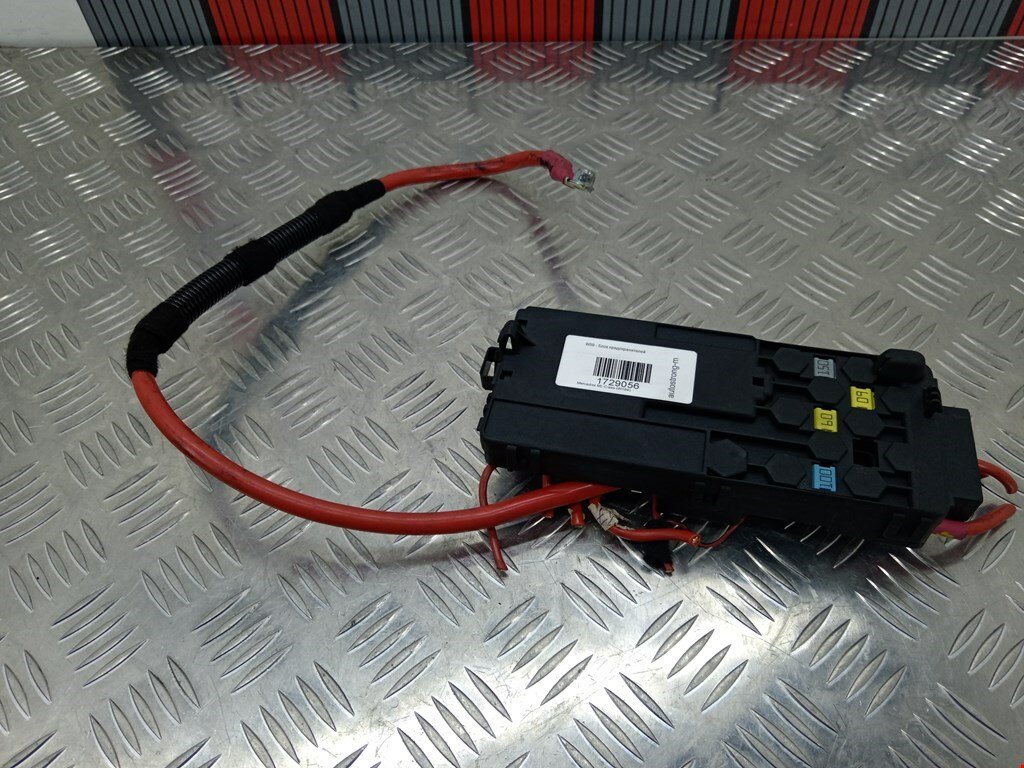 Блок предохранителей Mercedes ML-Class (W164) 2115452301 арт. 1729056