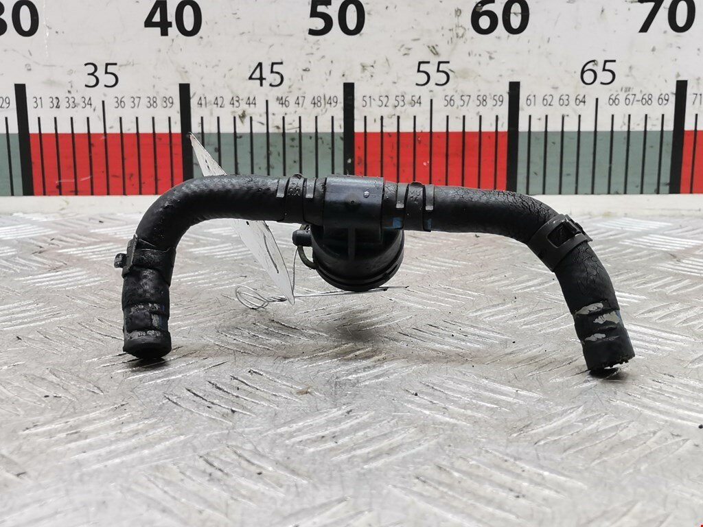 Датчик температуры топлива Volkswagen Golf 4 038906081B арт. 2100007