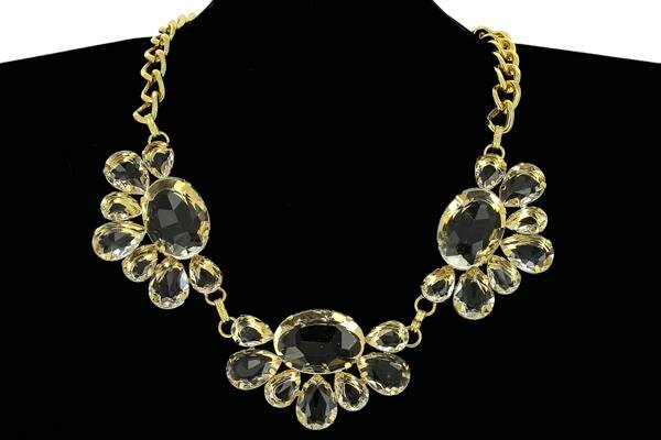 Колье, стекло