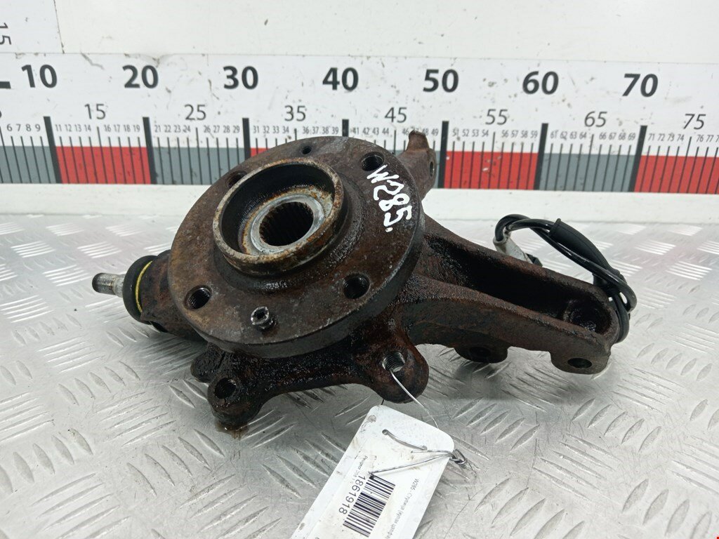 Ступица (кулак цапфа) передняя правая Peugeot 308 364796 арт. 1861918