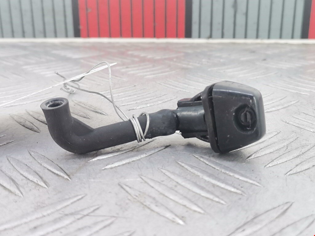 Форсунка омывателя заднего стекла Mazda 5 CR арт. 2152305