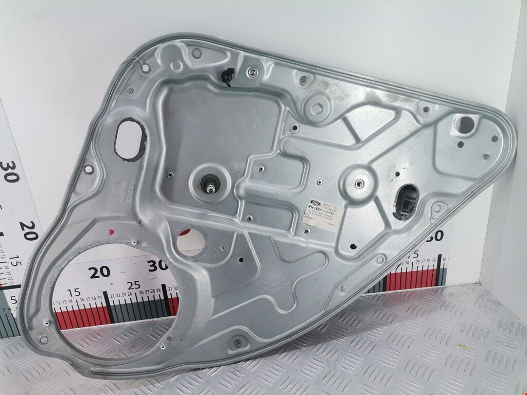 Стеклоподъемник механический двери задней правой Ford Focus 2 4M51A045H22B арт. 2007292