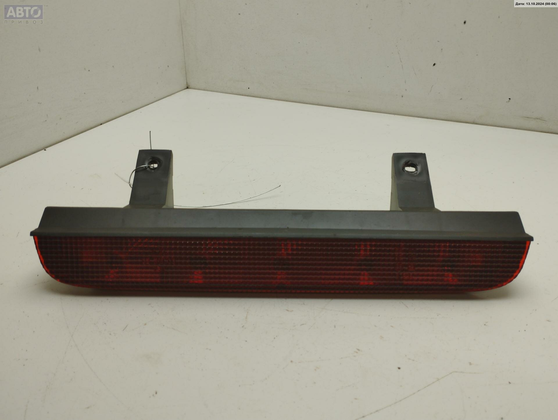 Фонарь стоп-сигнал Suzuki Wagon R+