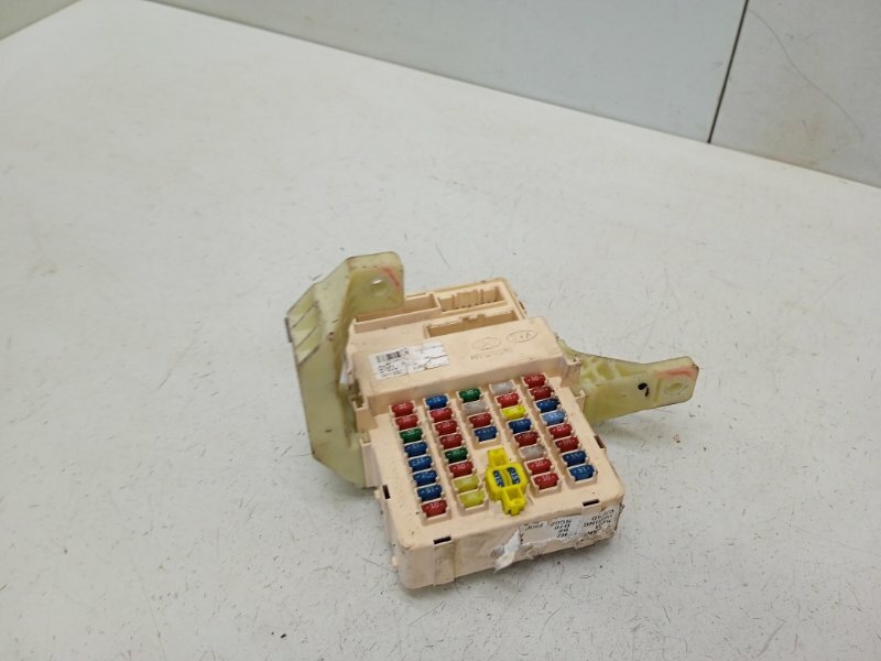 Б/У Хендай Соната 5 НФ Блок предохранителей салонный Hyundai Sonata 2006 NF, 5 171657 Hyundai-KIA арт. 919503K030