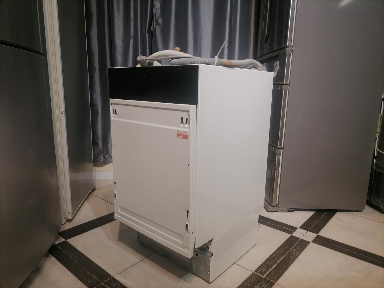 Встраиваемая посудомоечная машина Electrolux ESL 45010