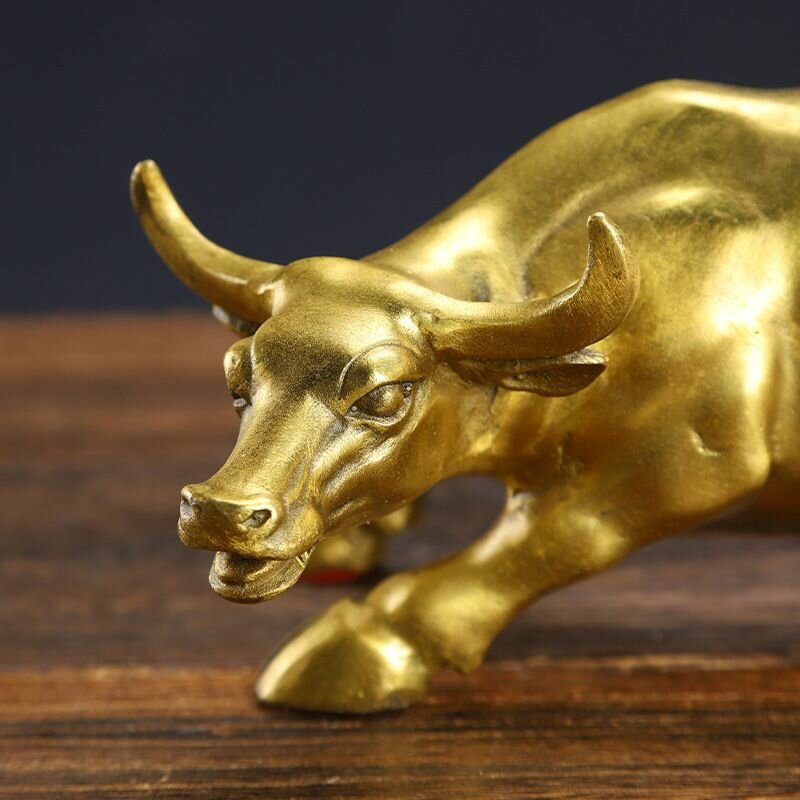 Статуя Тельца, олицетворяющего богатство Уолл-стрит