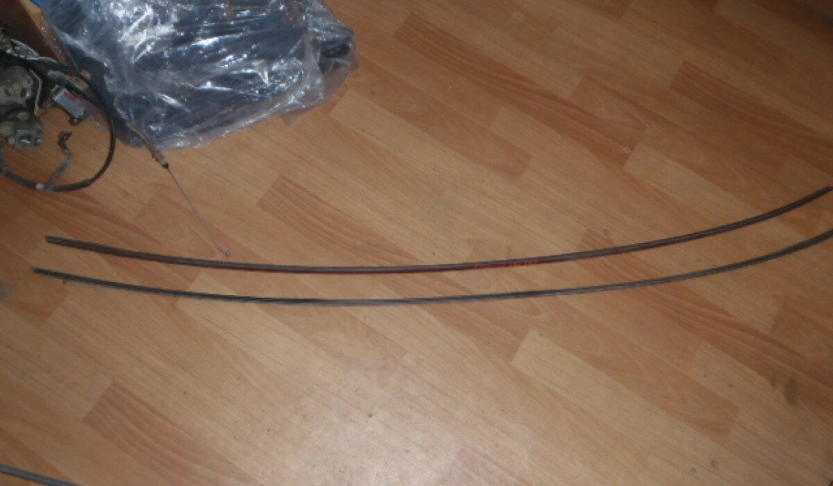 Молдинг крыши Passat (B5) Volkswagen