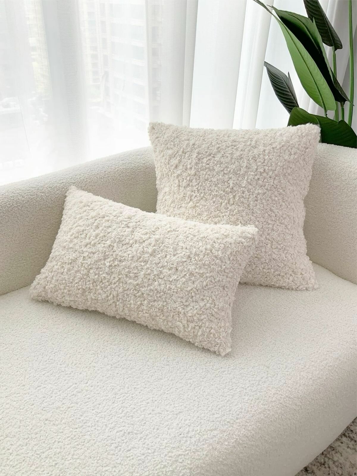 Подушка декоративная Domod 36*46 см из мебельного букле