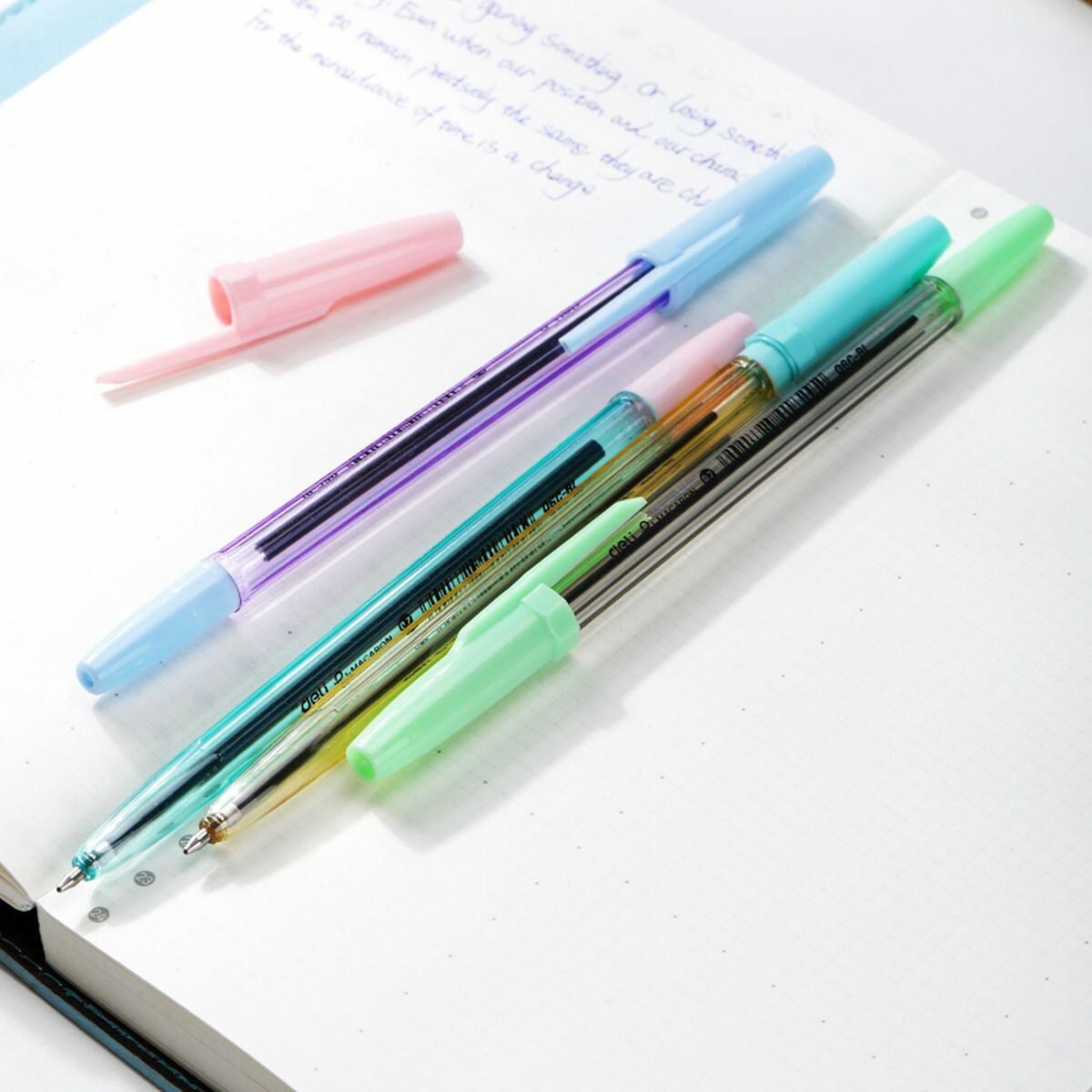 Ручка шариковая Deli P1-Macaron (0.5мм, синяя), 1шт.