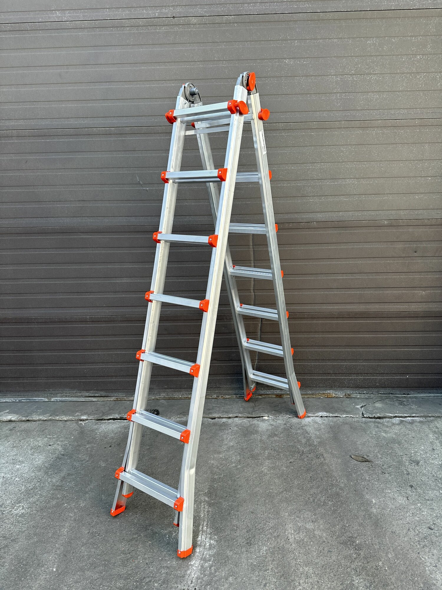 Лестница стремянка телескопическая Anka 7+7 (В виде стремянки до 2.9м)