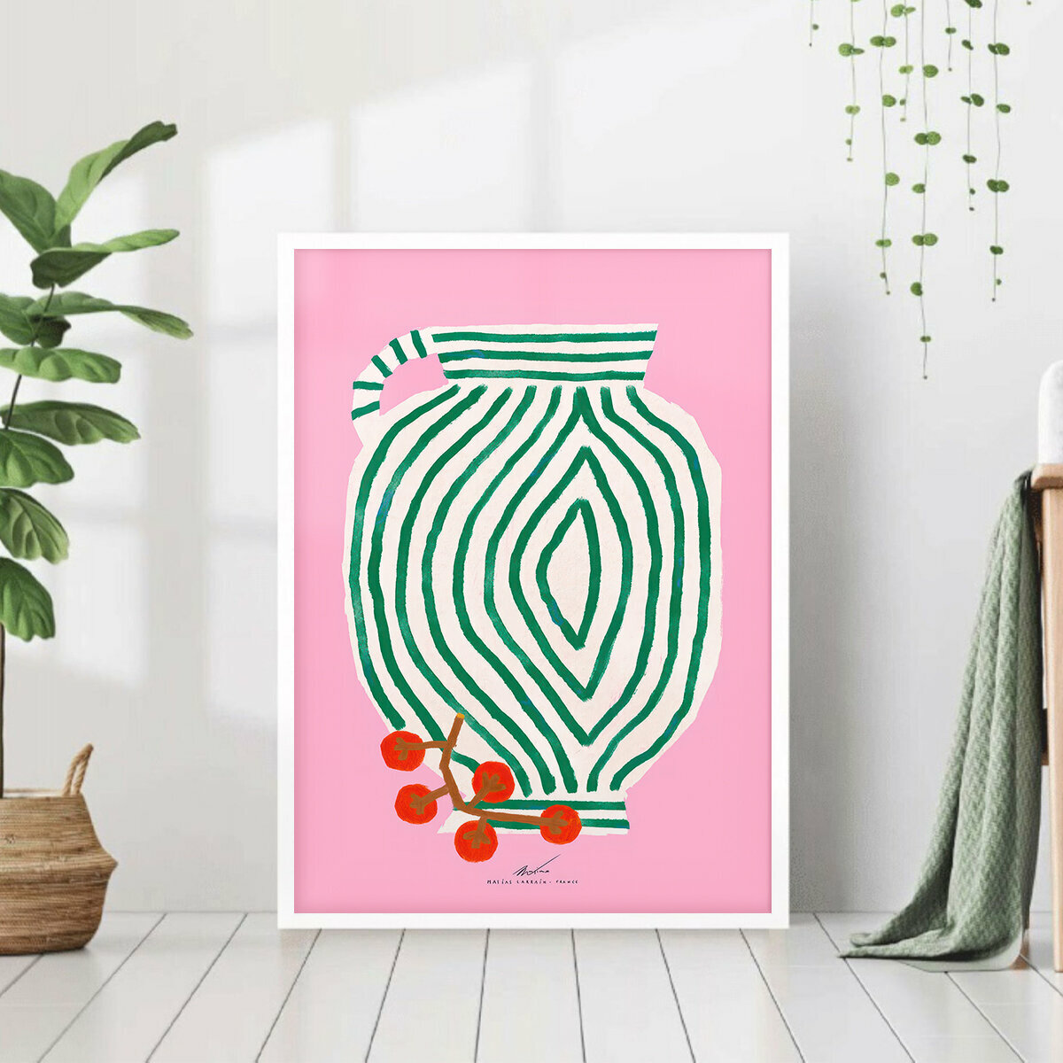 Постер "Яркий кувшин на розовом фоне" 50x70 в белой рамке для интерьера на стену