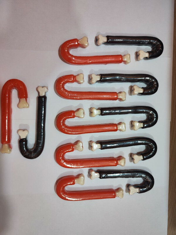 Карамель леденцовая хэллоуин большие трости зомби серия косточки кола клубника (ведерко 12шт по 20гр). Набор конфет леденцов новогодний подарок ассорти на Новый 2026 год, украшение на елку, Рождество