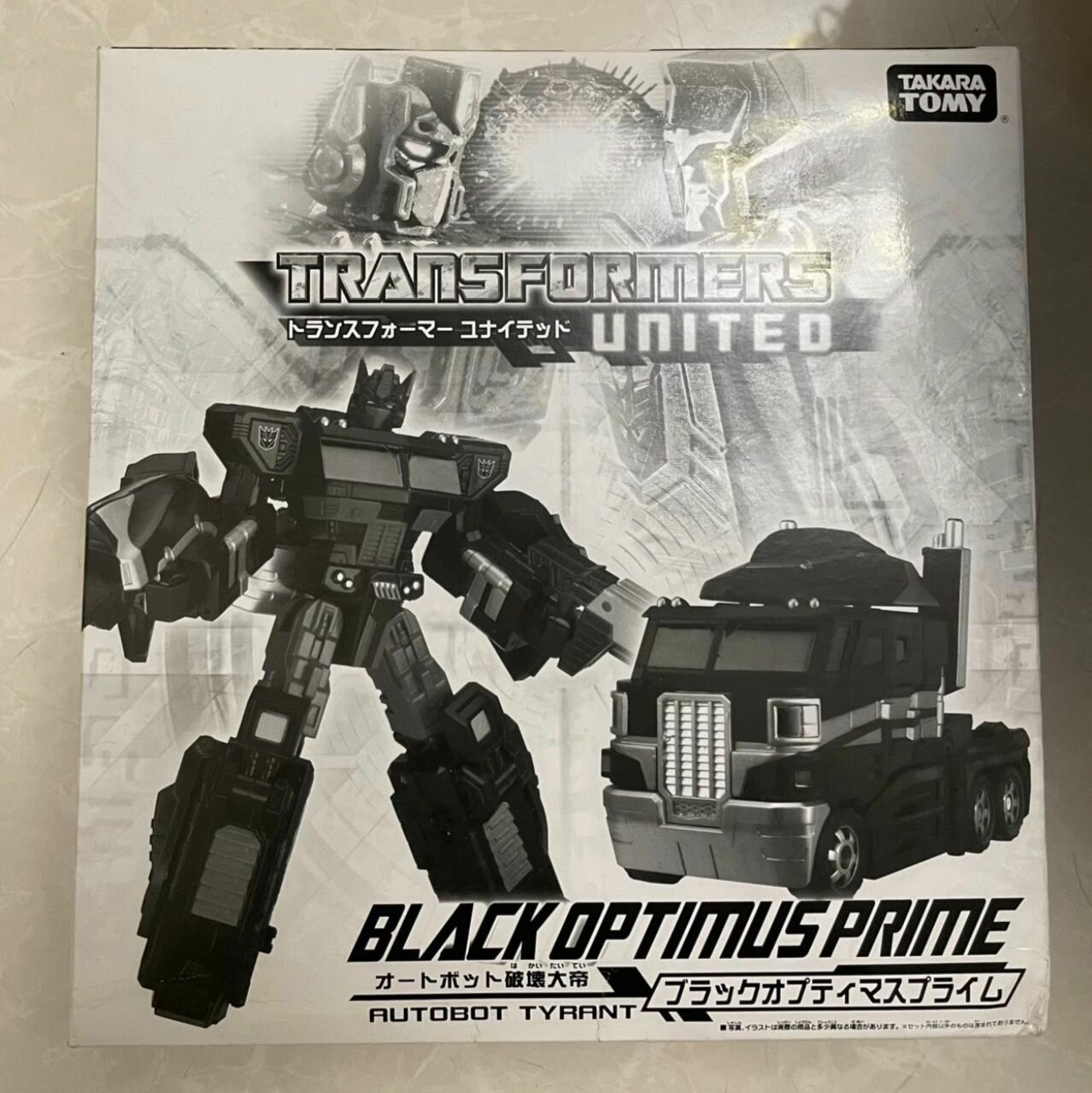 Трансформеры игрушки Такара Томи Optimus Prime Black Version Tokyo Toy Show Exclusive Transformers United