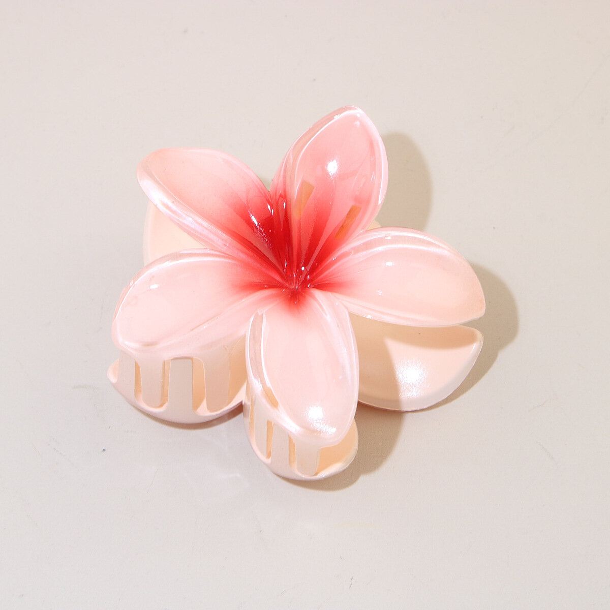 Европейская и американская кросс-бордерная цветная заколка для волос с плюмерией, цветочная зажимная заколка, винтажная элегантная полузажимная заколка для женщин, заколка для затылка в виде акулы