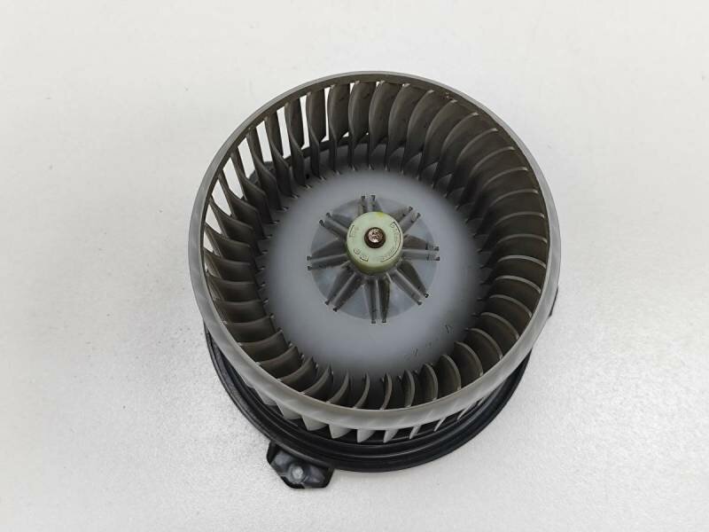 Моторчик отопителя Toyota Land Cruiser J200 2007-2015 кат.номер: 8710328111
