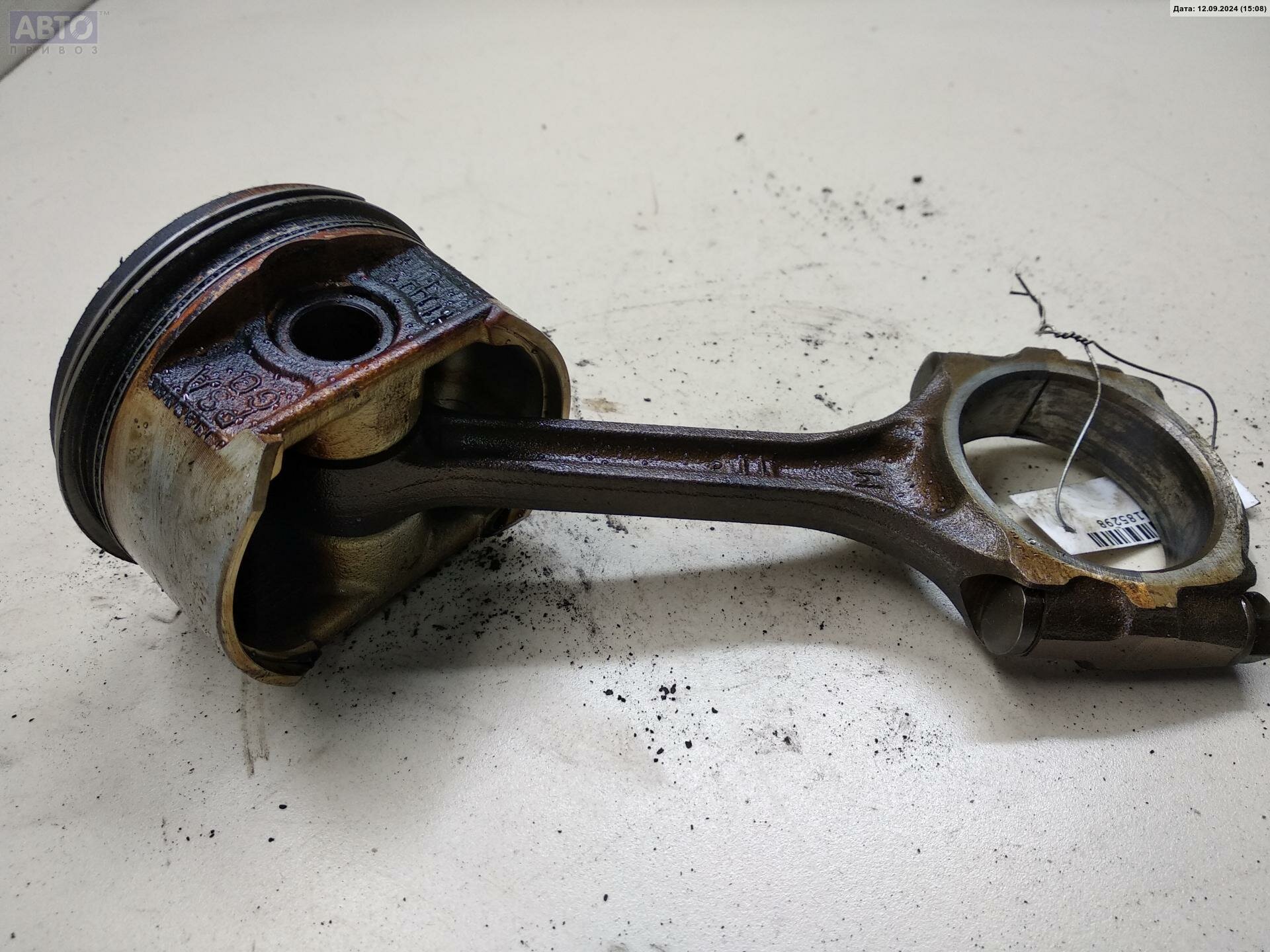 Поршень с шатуном Honda Stream