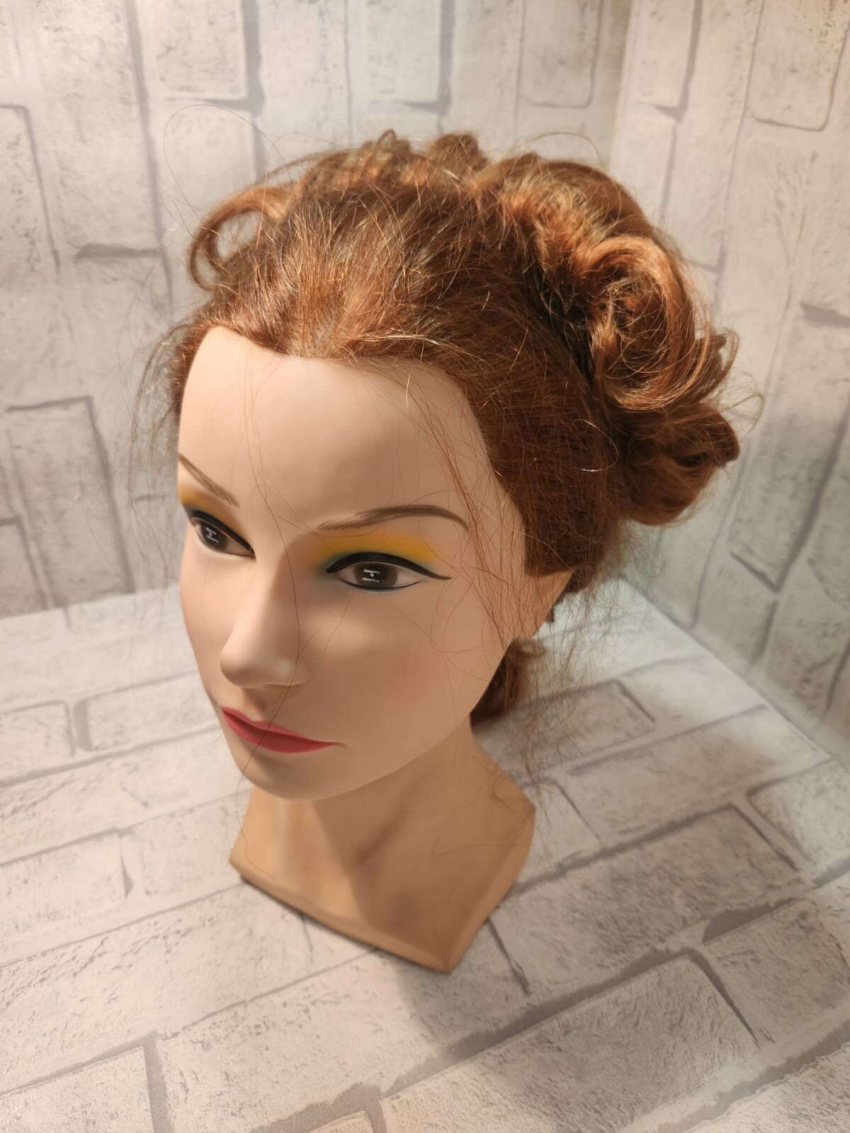 Шиньон на гребешке женская Vip-Parik "Светло-рыжий", термостойкий, волнистые волосы