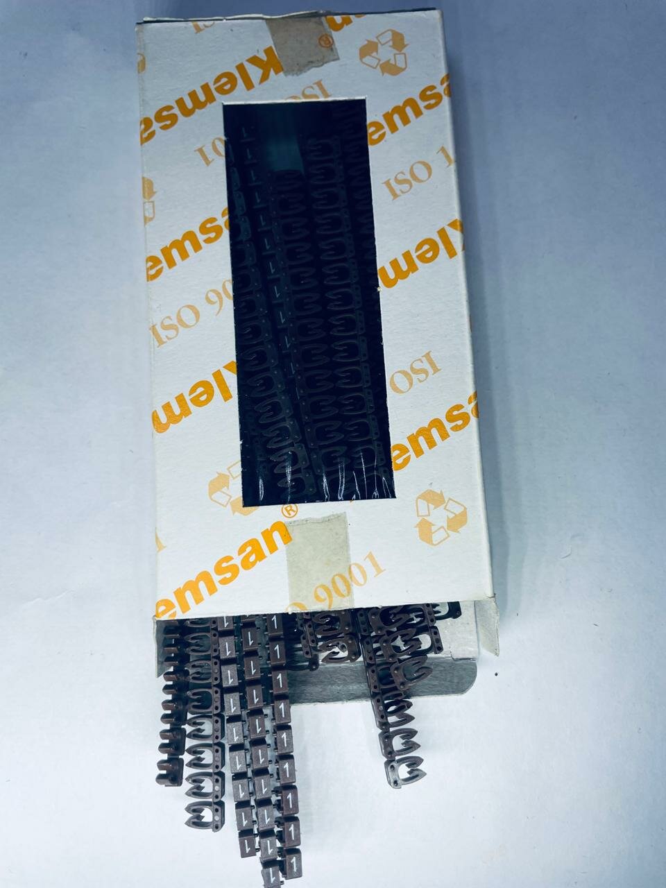 Маркировка кабеля Klemsan KE2 518001, для кабелей 1,5-2,5 кв. мм, 500 шт.